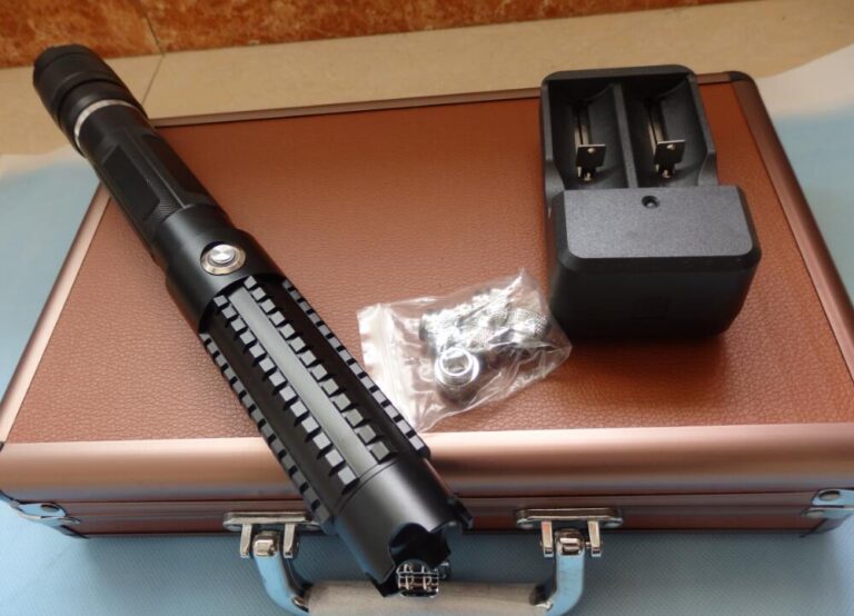 Hot! Powerful Military Blue Light lasers 5000000m 450nm Flashlight ...